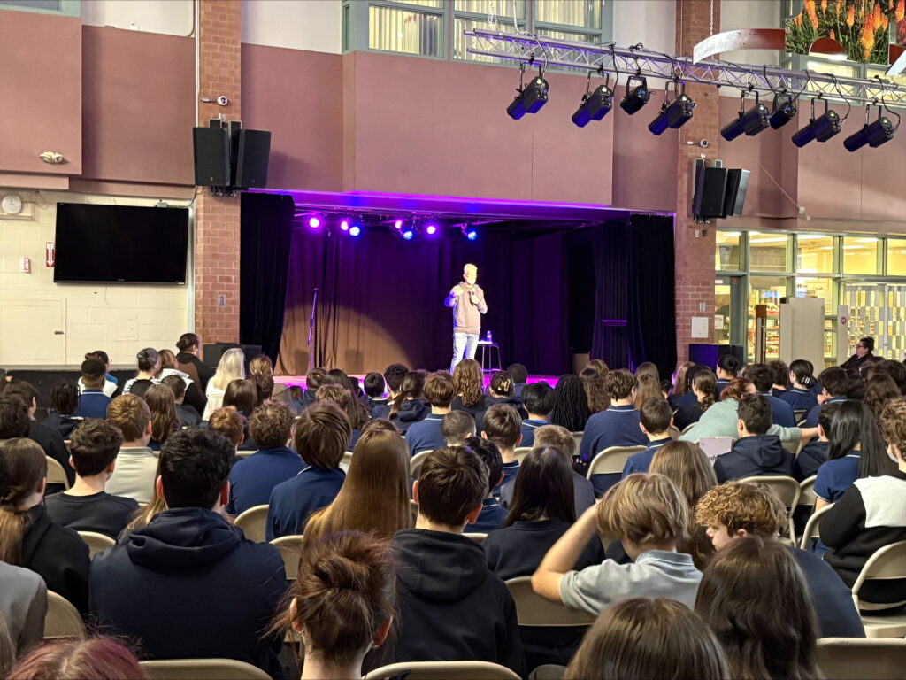L'humoriste Réal Béland fait un témoignage marquant. - École secondaire ...