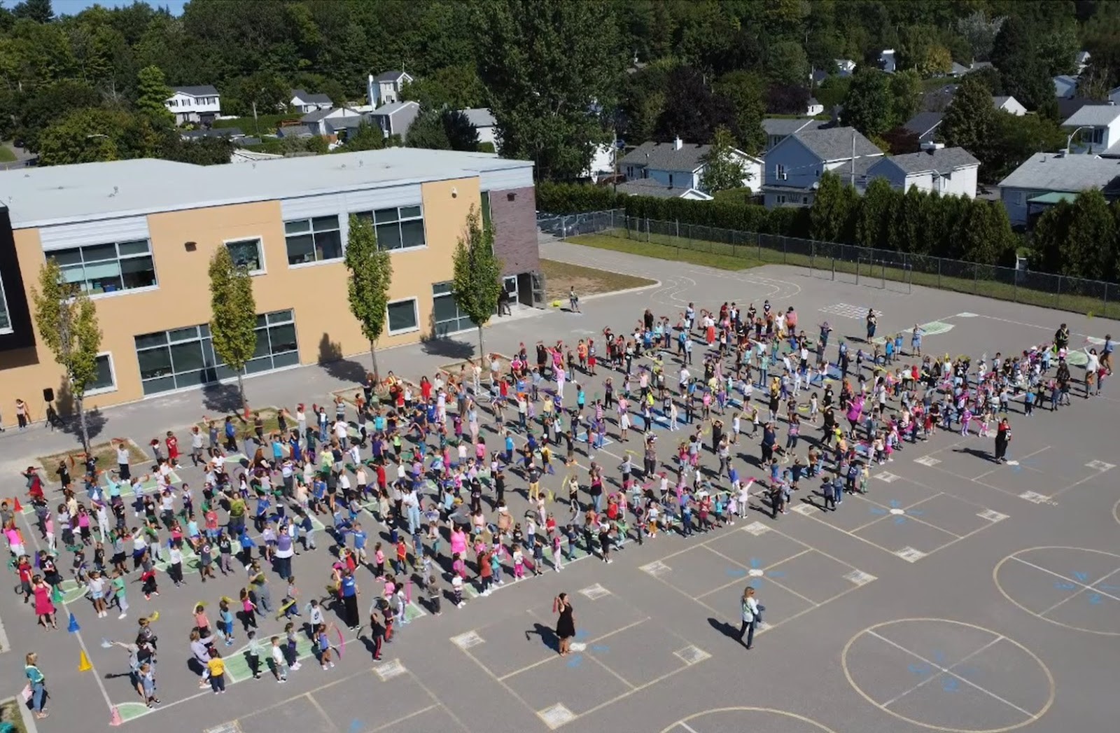 Danse de la rentrée 2022-2023 - École primaire du Grand-Pommier
