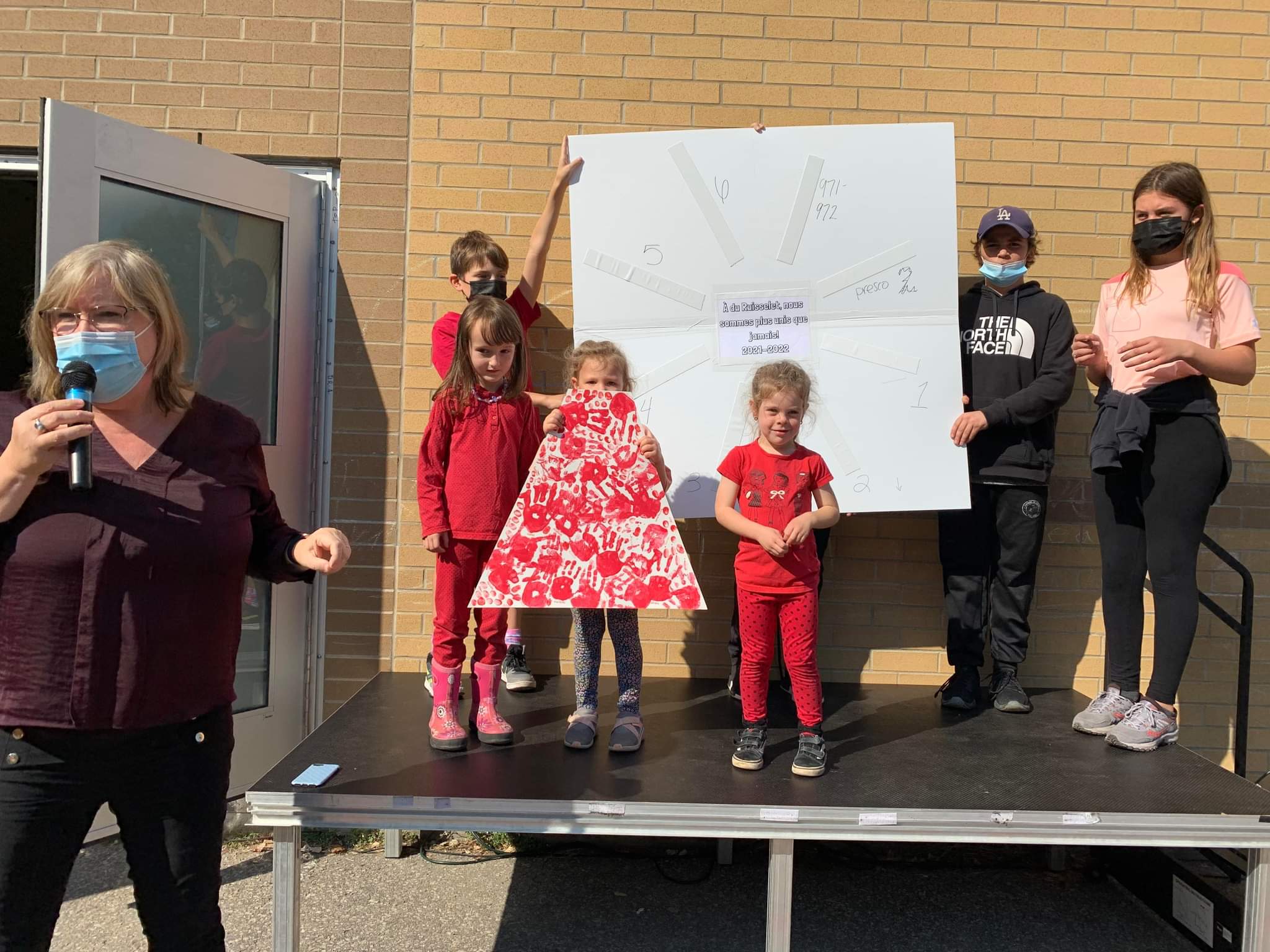 Plus unis que jamais au Ruisselet ! - École primaire du Ruisselet